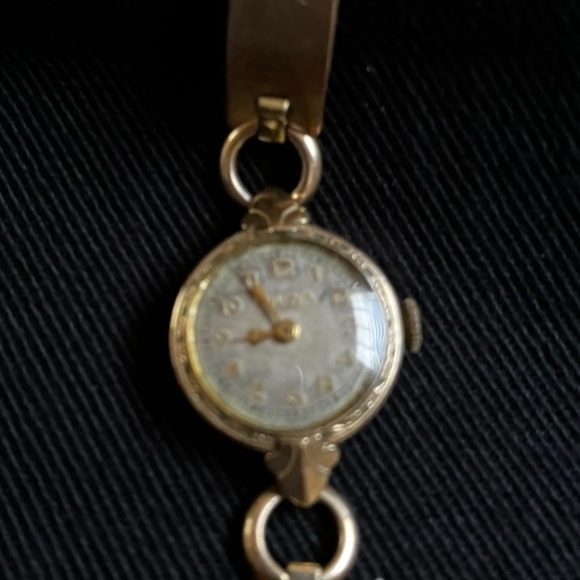 Bulova | Jewelry | Vintage Bulova Ladies Beautifully Detailed Designed ...